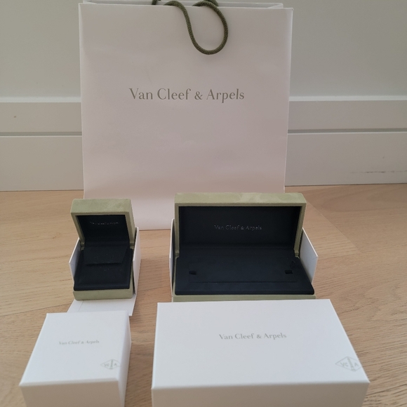 Van Cleef & Arpels | Jewelry | Van Cleef Arpels Jewlrey Case 2 Sets ...